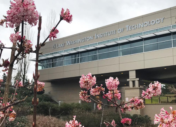 レイクワシントン工科大学 - アメリカ留学.US